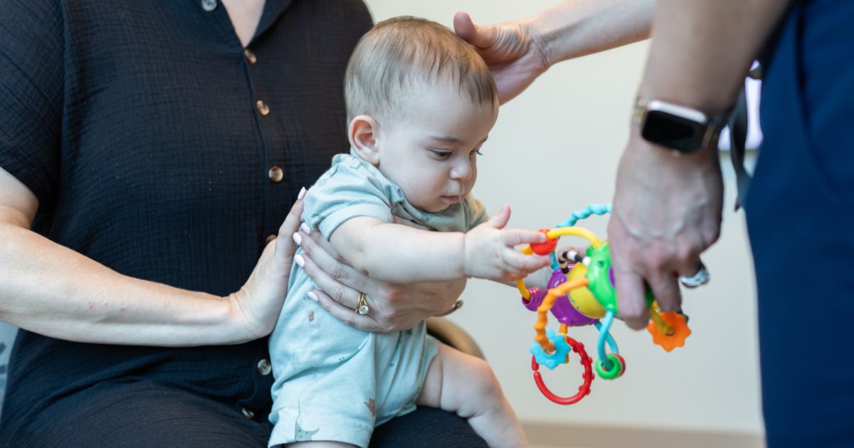 How do Helmets Fix Flat Head Syndrome? | Cranial Technologies