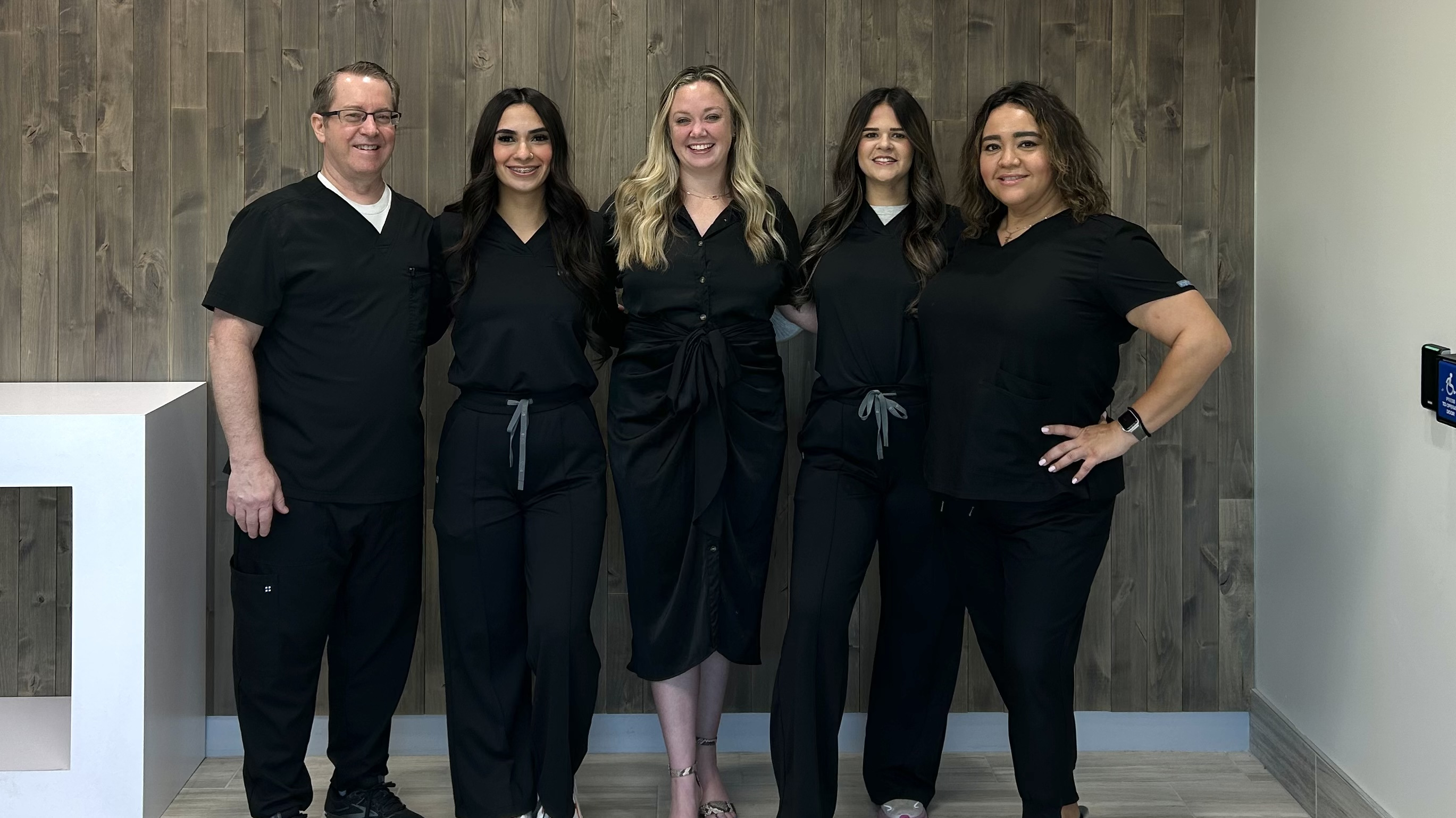 Gilbert Clinic (EarWell/DocBand) | Cranial Technologies